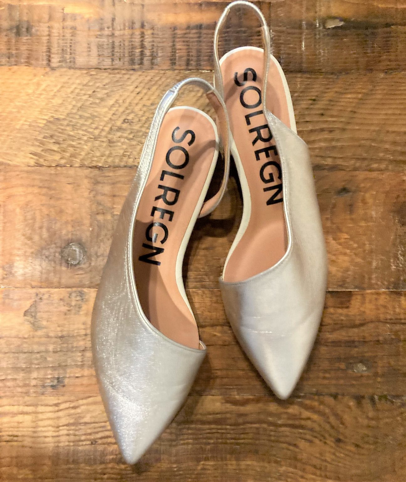 足が痛くならない＆素足を綺麗に見せるパンプス「SOLREGN」 | HAPPY PLUS VOICE