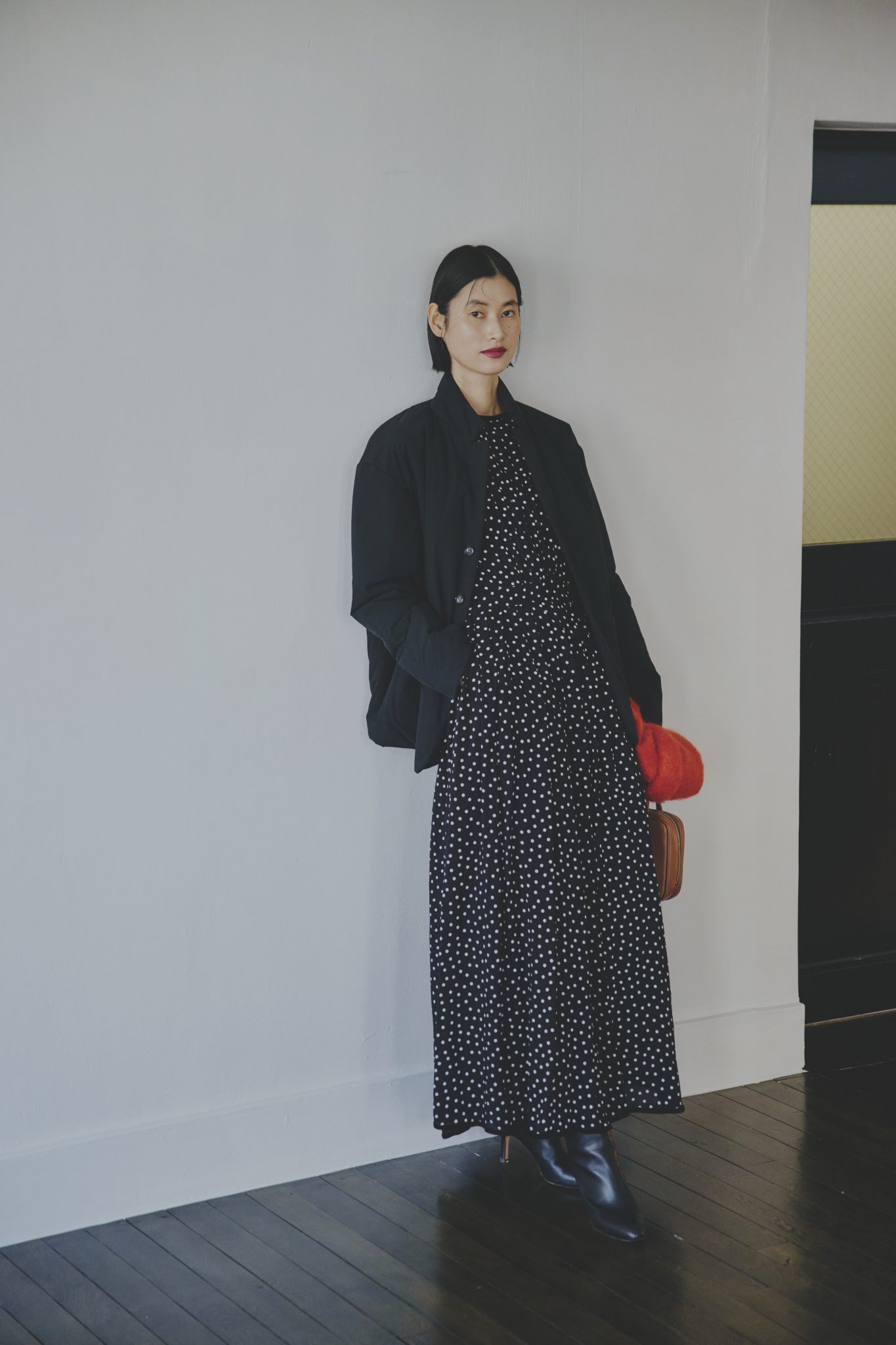 板谷由夏さんが作る「大人ベーシック」『SINME』で叶えるシックな秋のお出かけコーデ | HAPPY PLUS VOICE