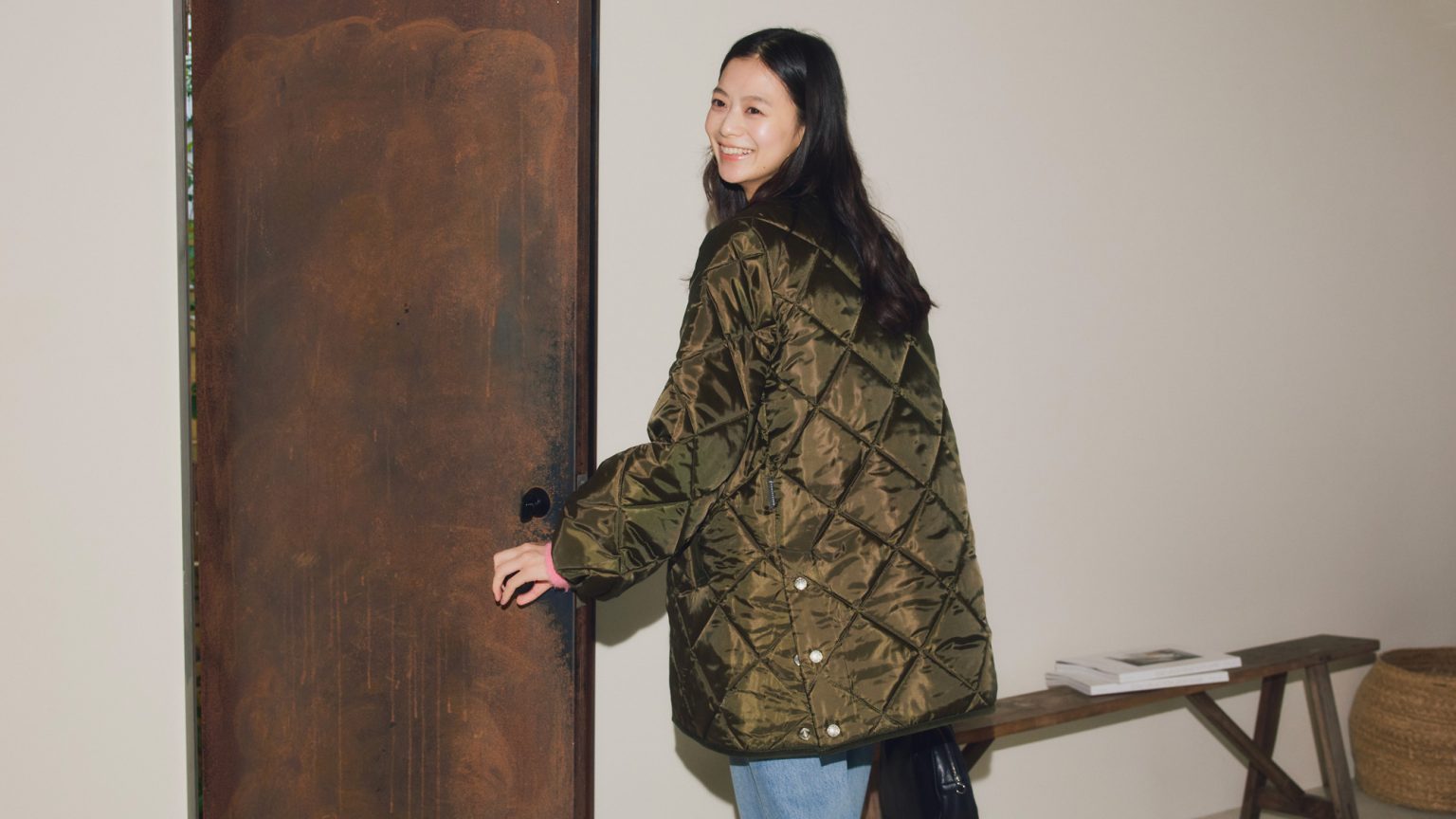 【MACKINTOSH】暖冬はキルティングコート一着あればオールOK！ | GOOD THINGS Vol.83 | HAPPY PLUS VOICE